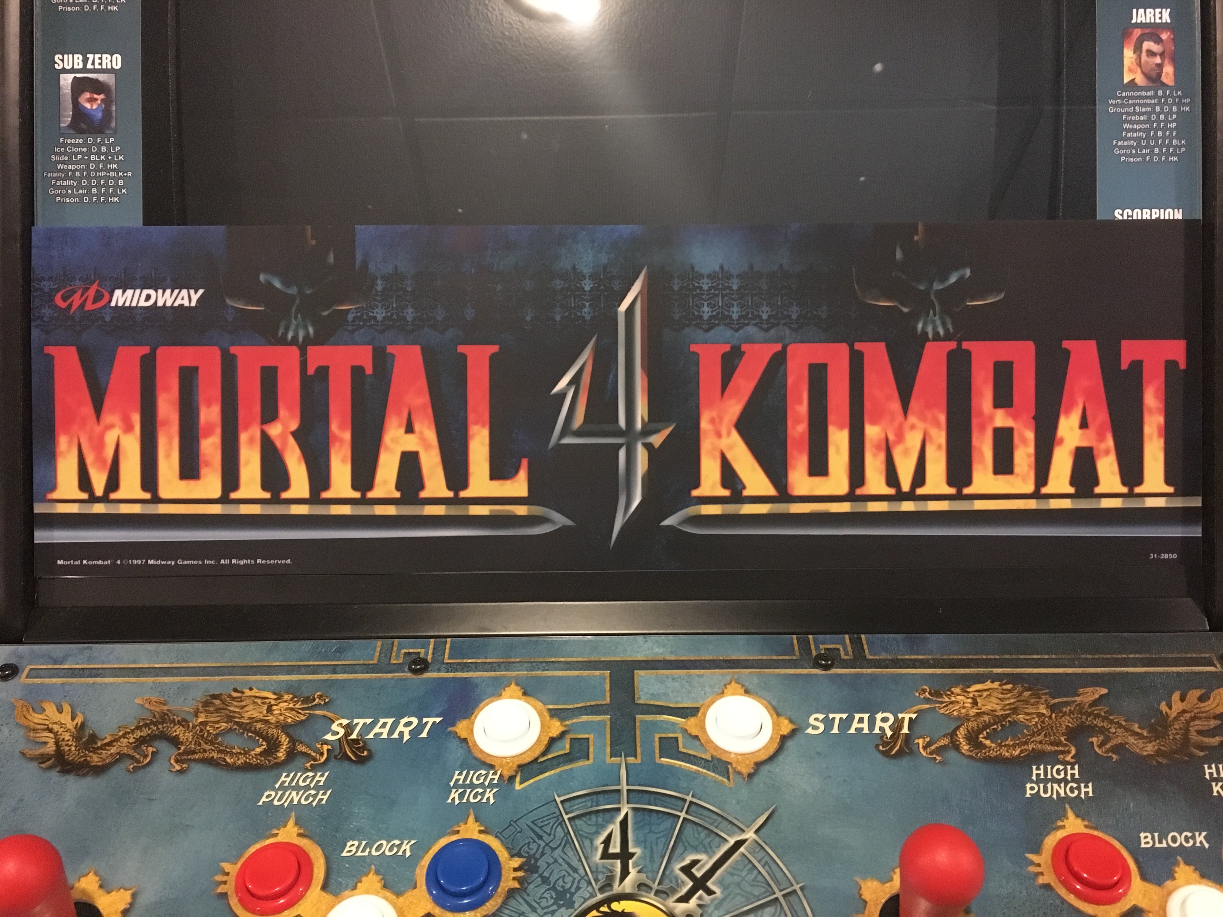Mortal Kombat 4 Marquee